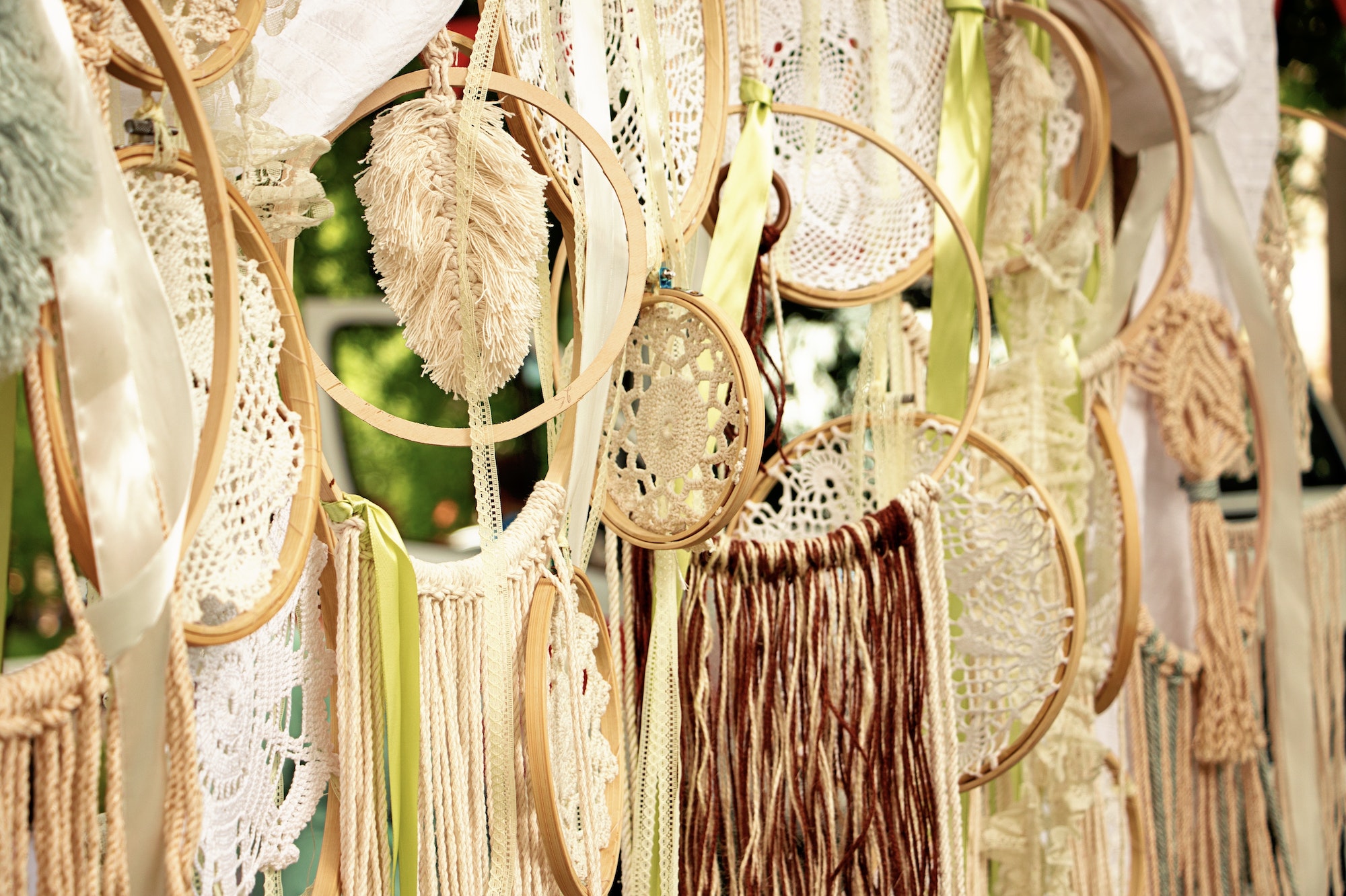 The Fascinating World of Macramé: A Guide to its History, Techniques ...